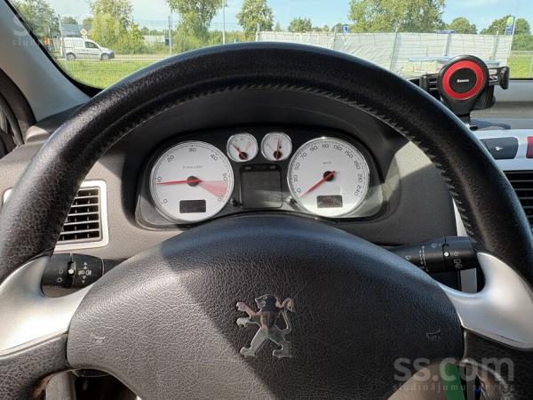 Pelēks Peugeot 307 2006 Daugavpils, ar dzinēja tilpumu 1.60 L un nobraukumu 254 tūkst. km par 799 €, foto 9 vietnē AUTOMOTO.COM.LV