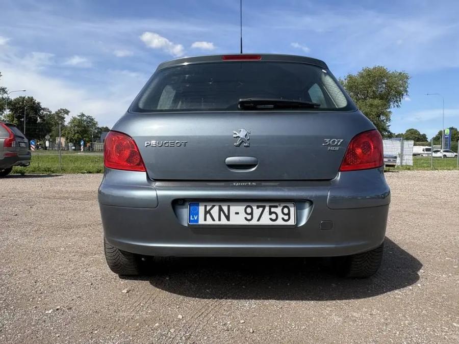 Pelēks Peugeot 307 2006 Daugavpils, ar dzinēja tilpumu 1.60 L un nobraukumu 254 tūkst. km par 799 €, foto 5 vietnē AUTOMOTO.COM.LV