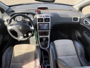 Pelēks Peugeot 307 2006 Daugavpils, ar dzinēja tilpumu 1.60 L un nobraukumu 254 tūkst. km par 799 €, foto 14 vietnē AUTOMOTO.COM.LV
