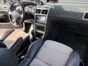 Pelēks Peugeot 307 2006 Daugavpils, ar dzinēja tilpumu 1.60 L un nobraukumu 254 tūkst. km par 799 €, foto 23 vietnē AUTOMOTO.COM.LV