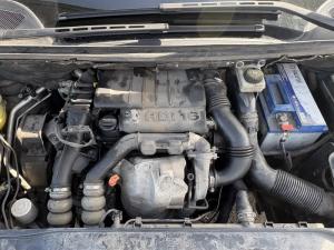 Pelēks Peugeot 307 2006 Daugavpils, ar dzinēja tilpumu 1.60 L un nobraukumu 254 tūkst. km par 799 €, foto 26 vietnē AUTOMOTO.COM.LV