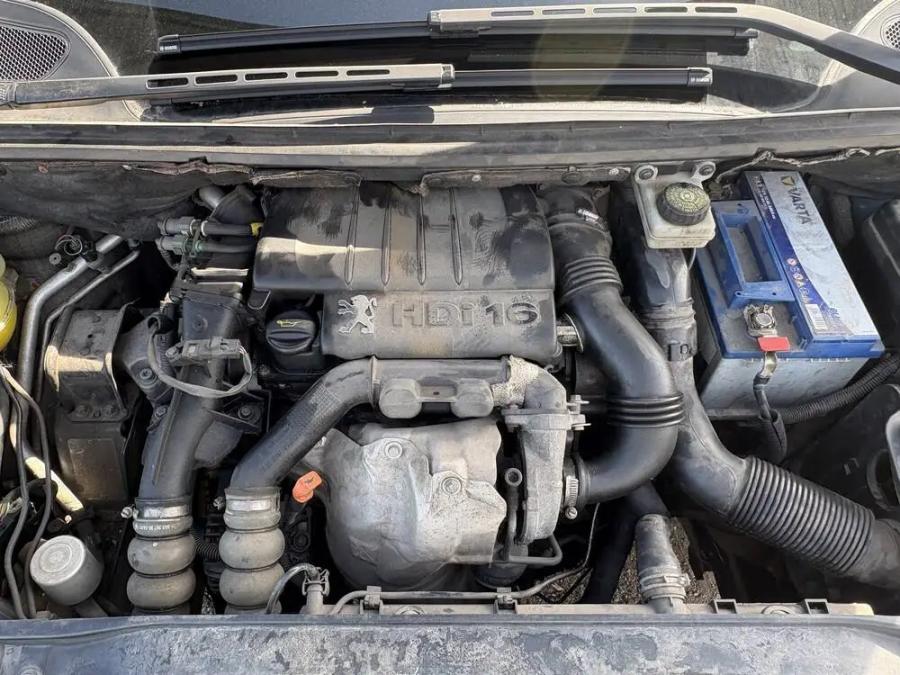 Pelēks Peugeot 307 2006 Daugavpils, ar dzinēja tilpumu 1.60 L un nobraukumu 254 tūkst. km par 799 €, foto 26 vietnē AUTOMOTO.COM.LV