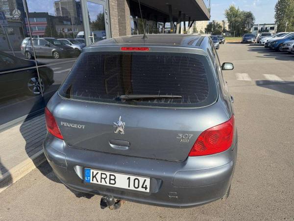 Пежо 307 2006 в Каунас на AUTOMOTO.COM.LV Серый Пежо 307 2006 в Каунас, объемом двигателя 1.56 л и пробегом 330 тыс. км за 710 €, фото 5 на AUTOMOTO.COM.LV