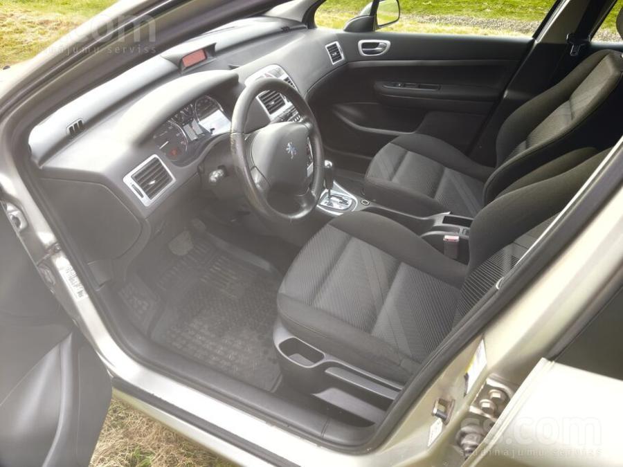 Pelēks Peugeot 307 2006 Rīga, ar dzinēja tilpumu 1.60 L un nobraukumu 160 tūkst. km par 1600 €, foto 7 vietnē AUTOMOTO.COM.LV