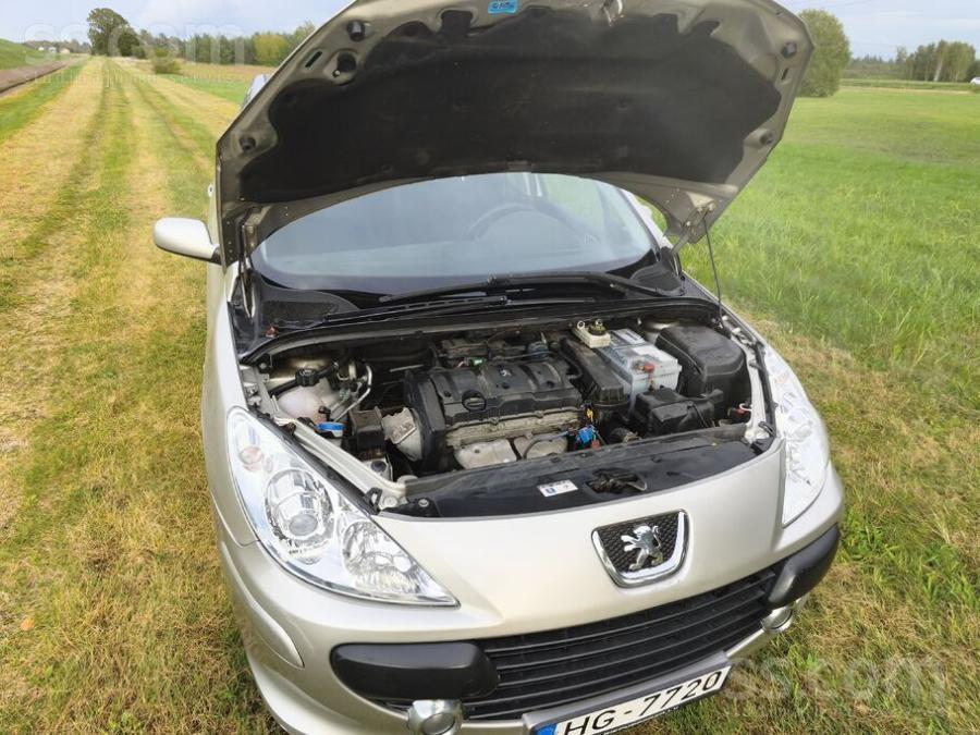 Pelēks Peugeot 307 2006 Rīga, ar dzinēja tilpumu 1.60 L un nobraukumu 160 tūkst. km par 1600 €, foto 10 vietnē AUTOMOTO.COM.LV