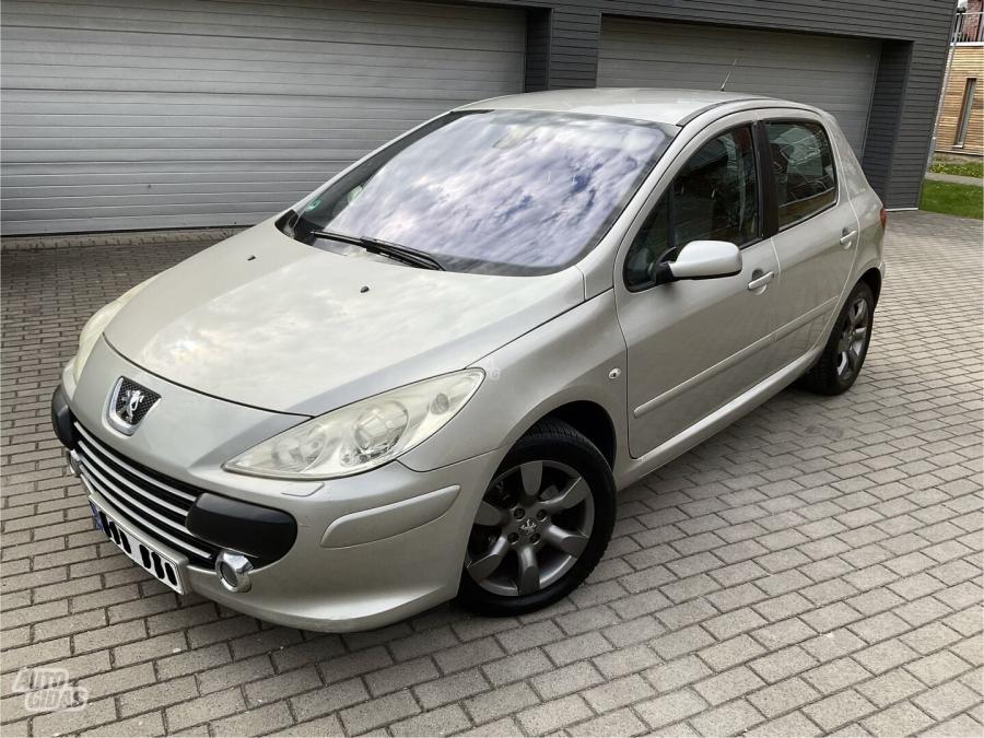 Pelēks Peugeot 307 2007 Kauņa, ar dzinēja tilpumu 2.00 L un nobraukumu 299 tūkst. km par 1750 €, foto 1 vietnē AUTOMOTO.COM.LV