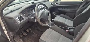 Grey Peugeot 307 2007 in Valmiera, with an engine capacity of 1.60 L and mileage of 337 thousand km for 1400 €, photo 9 on AUTOMOTO.COM.LV