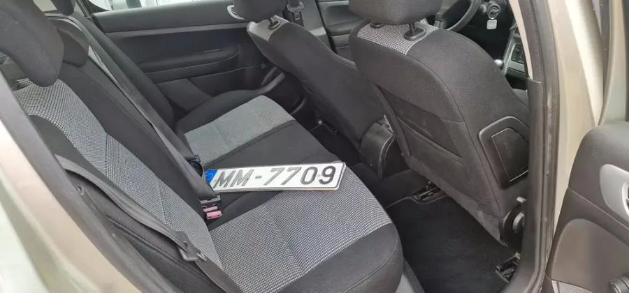Grey Peugeot 307 2007 in Valmiera, with an engine capacity of 1.60 L and mileage of 337 thousand km for 1400 €, photo 11 on AUTOMOTO.COM.LV