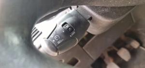 Grey Peugeot 307 2007 in Valmiera, with an engine capacity of 1.60 L and mileage of 337 thousand km for 1400 €, photo 13 on AUTOMOTO.COM.LV