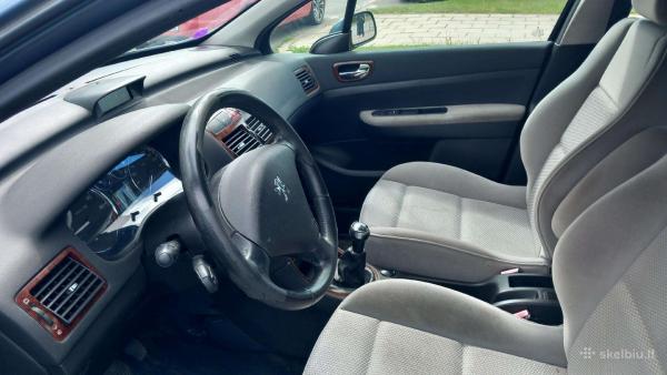 Pelēks Peugeot 307 2007 Viļņa, ar dzinēja tilpumu 1.60 L un nobraukumu 175 tūkst. km par 1200 €, foto 8 vietnē AUTOMOTO.COM.LV