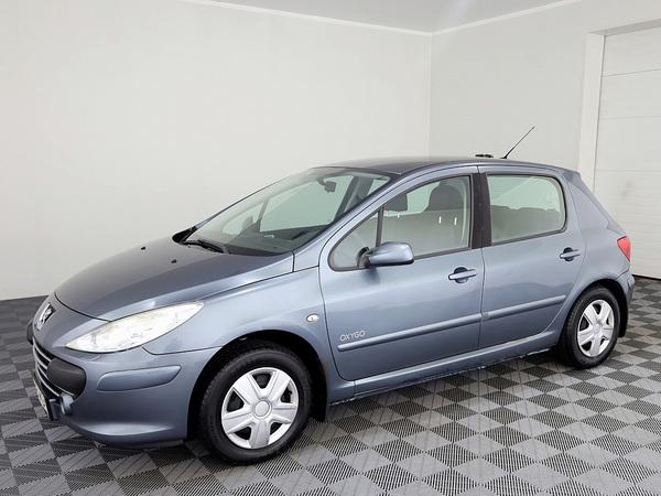 Пежо 307 2007 в Таллин на AUTOMOTO.COM.LV Серый Пежо 307 2007 в Таллин, объемом двигателя 1.60 л и пробегом 295 тыс. км за 999 €, фото 3 на AUTOMOTO.COM.LV