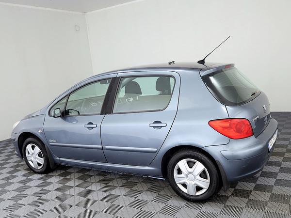 Пежо 307 2007 в Таллин на AUTOMOTO.COM.LV Серый Пежо 307 2007 в Таллин, объемом двигателя 1.60 л и пробегом 295 тыс. км за 999 €, фото 5 на AUTOMOTO.COM.LV
