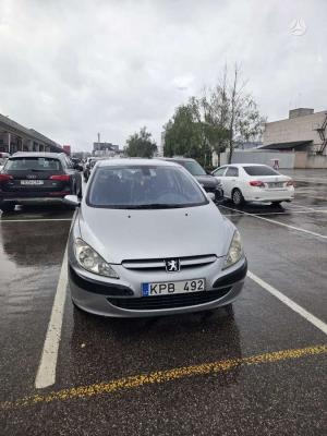 Pelēks Peugeot 307 2001 Kauņa, ar dzinēja tilpumu 1.59 L un nobraukumu 294 tūkst. km par 800 €, foto 4 vietnē AUTOMOTO.COM.LV