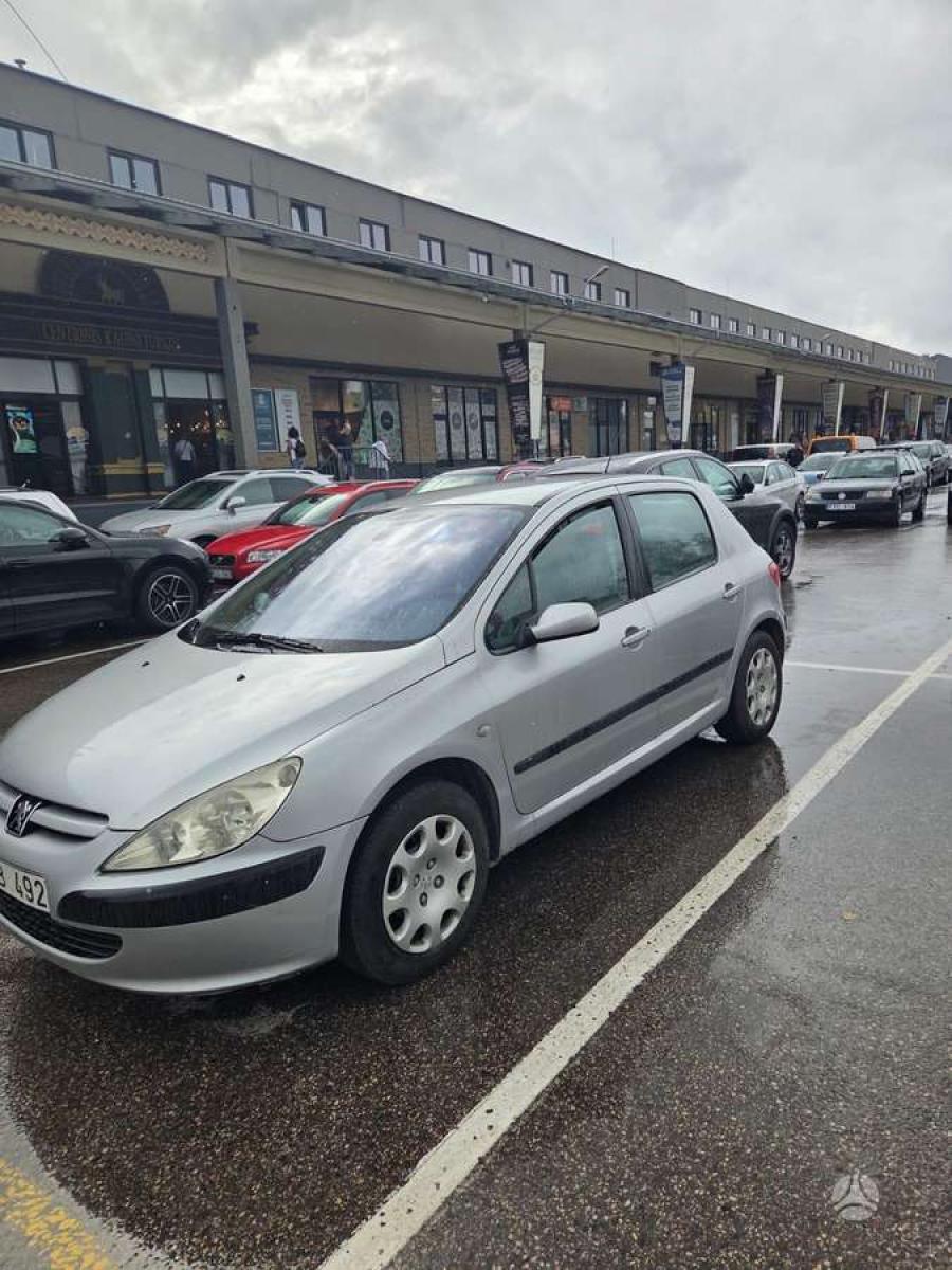 Pelēks Peugeot 307 2001 Kauņa, ar dzinēja tilpumu 1.59 L un nobraukumu 294 tūkst. km par 800 €, foto 5 vietnē AUTOMOTO.COM.LV