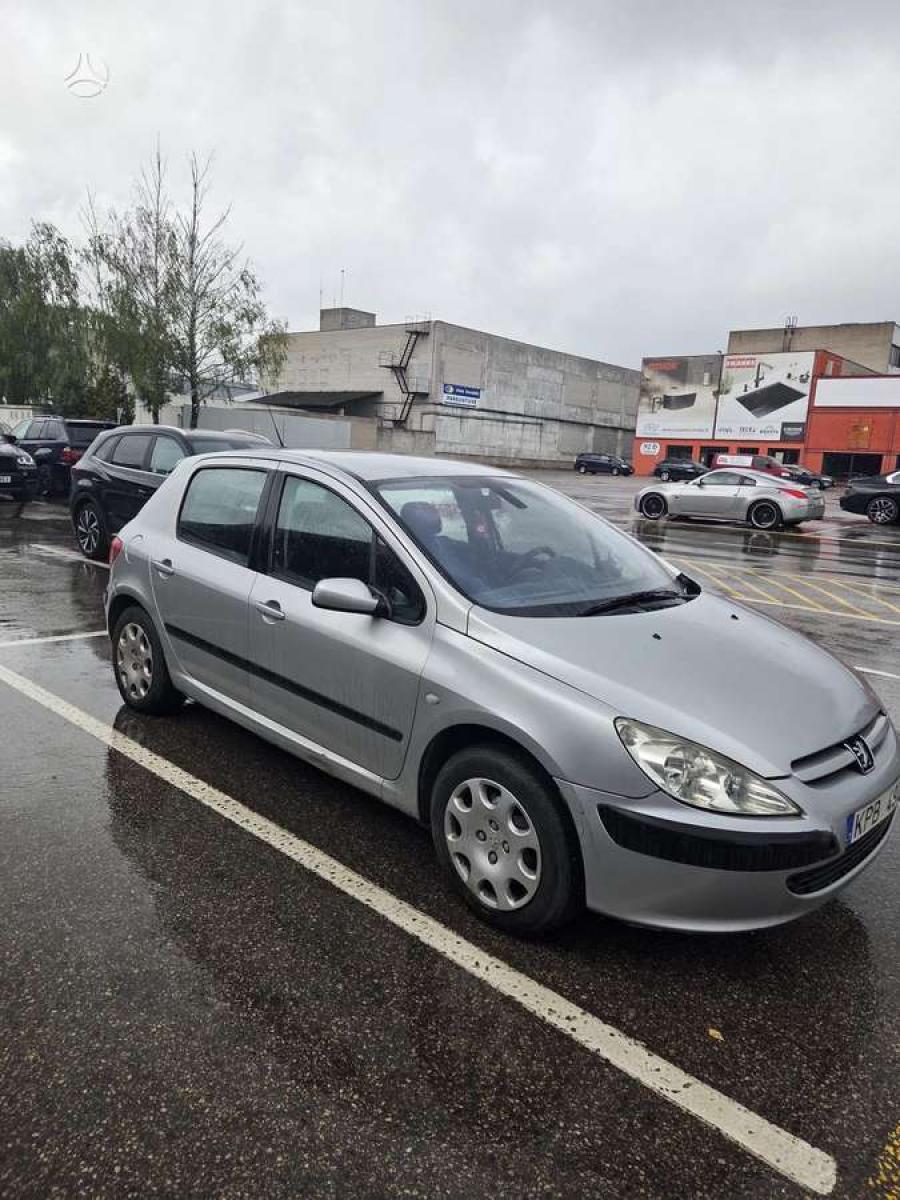Pelēks Peugeot 307 2001 Kauņa, ar dzinēja tilpumu 1.59 L un nobraukumu 294 tūkst. km par 800 €, foto 6 vietnē AUTOMOTO.COM.LV