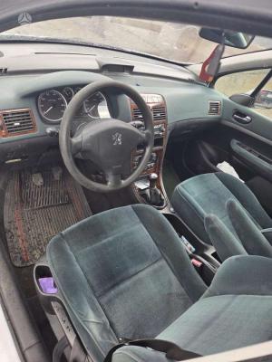 Pelēks Peugeot 307 2001 Kauņa, ar dzinēja tilpumu 1.59 L un nobraukumu 294 tūkst. km par 800 €, foto 9 vietnē AUTOMOTO.COM.LV