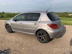 Pelēks Peugeot 307 2004 Rīga, ar dzinēja tilpumu 2.00 L un nobraukumu 303 tūkst. km par 1400 €, foto 2 vietnē AUTOMOTO.COM.LV
