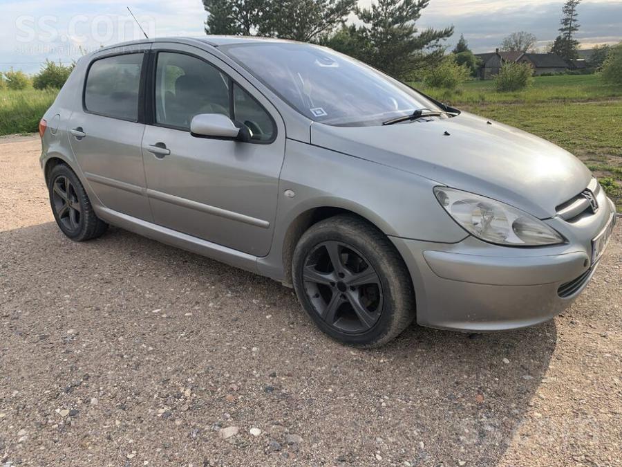 Pelēks Peugeot 307 2004 Rīga, ar dzinēja tilpumu 2.00 L un nobraukumu 303 tūkst. km par 1400 €, foto 3 vietnē AUTOMOTO.COM.LV