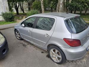 Grey Peugeot 307 2005 in Riga, with an engine capacity of 2.00 L and mileage of 350 thousand km for 900 €, photo 5 on AUTOMOTO.COM.LV