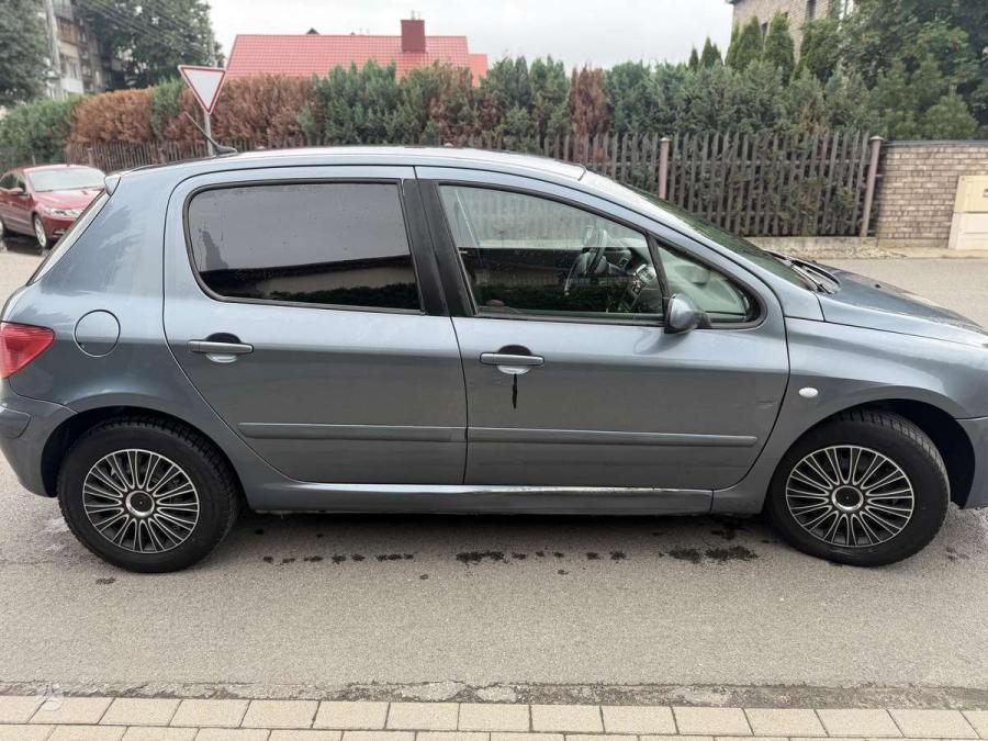 Серый Пежо 307 2005 в Каунас, объемом двигателя 1.36 л и пробегом 177 тыс. км за 1100 €, фото 6 на AUTOMOTO.COM.LV