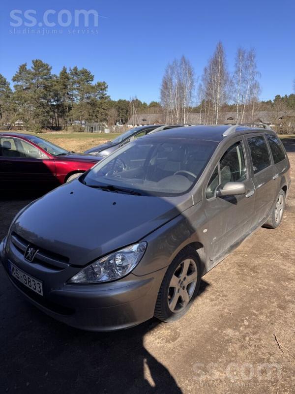 Pelēks Peugeot 307 2002 Rīga, ar dzinēja tilpumu 2.00 L un nobraukumu 400 tūkst. km par 625 €, foto 2 vietnē AUTOMOTO.COM.LV