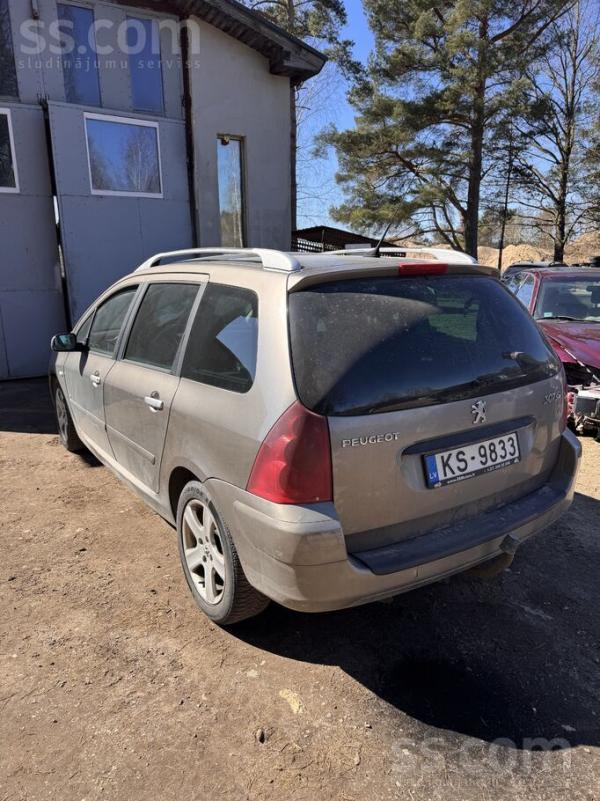 Pelēks Peugeot 307 2002 Rīga, ar dzinēja tilpumu 2.00 L un nobraukumu 400 tūkst. km par 625 €, foto 3 vietnē AUTOMOTO.COM.LV