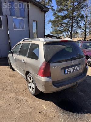 Pelēks Peugeot 307 2002 Rīga, ar dzinēja tilpumu 2.00 L un nobraukumu 400 tūkst. km par 625 €, foto 4 vietnē AUTOMOTO.COM.LV