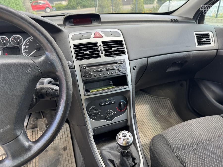 Pelēks Peugeot 307 2002 Ukmergė, ar dzinēja tilpumu 2.00 L un nobraukumu 346 tūkst. km par 530 €, foto 11 vietnē AUTOMOTO.COM.LV