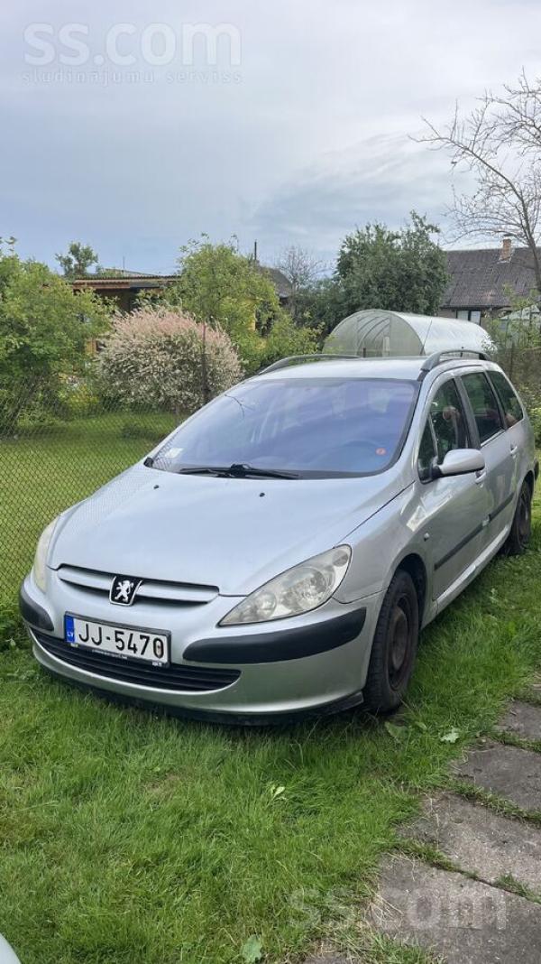 Pelēks Peugeot 307 2002 Daugavpils, ar dzinēja tilpumu 2.00 L un nobraukumu 322 tūkst. km par 800 €, foto 1 vietnē AUTOMOTO.COM.LV