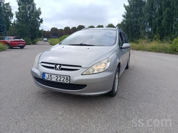 Pelēks Peugeot 307 2002 Daugavpils, ar dzinēja tilpumu 2.00 L un nobraukumu 268 tūkst. km par 1050 €, foto 2 vietnē AUTOMOTO.COM.LV