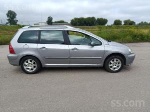 Grey Peugeot 307 2002 in Daugavpils, with an engine capacity of 2.00 L and mileage of 268 thousand km for 1050 €, photo 4 on AUTOMOTO.COM.LV