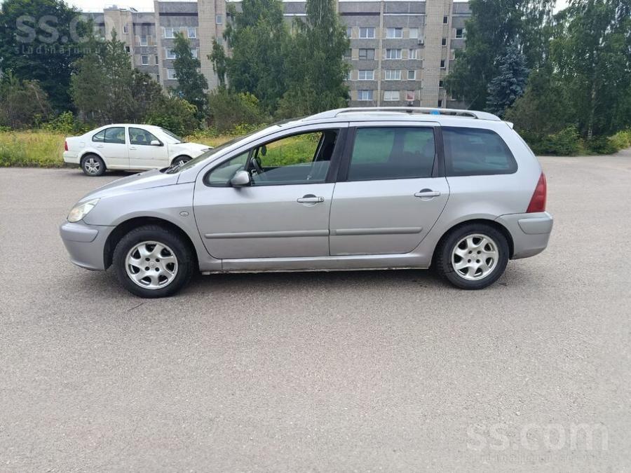 Grey Peugeot 307 2002 in Daugavpils, with an engine capacity of 2.00 L and mileage of 268 thousand km for 1050 €, photo 5 on AUTOMOTO.COM.LV