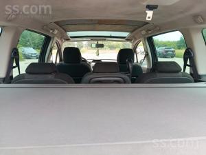 Grey Peugeot 307 2002 in Daugavpils, with an engine capacity of 2.00 L and mileage of 268 thousand km for 1050 €, photo 12 on AUTOMOTO.COM.LV