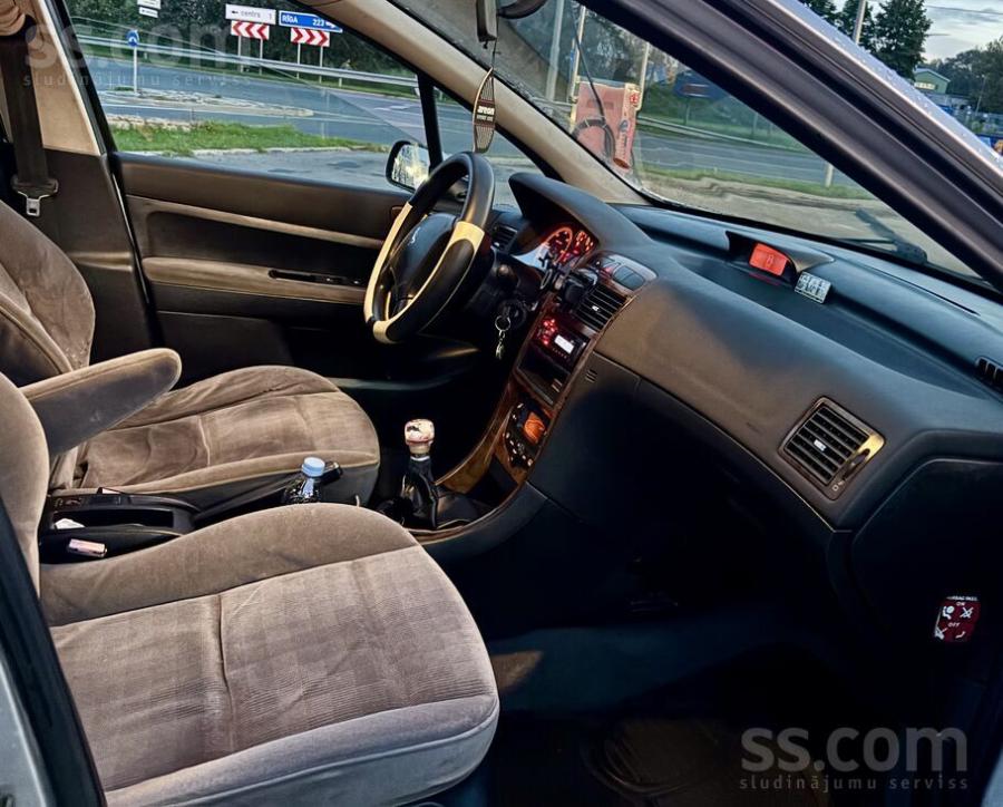 Серый Пежо 307 2002 в Даугавпилс, объемом двигателя 2.00 л и пробегом 323 тыс. км за 1090 €, фото 11 на AUTOMOTO.COM.LV