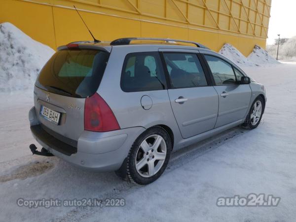 Grey Peugeot 307 2003 in Tartu, with an engine capacity of 2.00 L and mileage of 380 thousand km for 1000 €, photo 3 on AUTOMOTO.COM.LV
