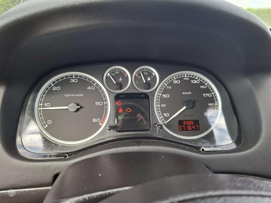 Grey Peugeot 307 2003 in Kaunas, with an engine capacity of 2.00 L and mileage of 372 thousand km for 600 €, photo 11 on AUTOMOTO.COM.LV