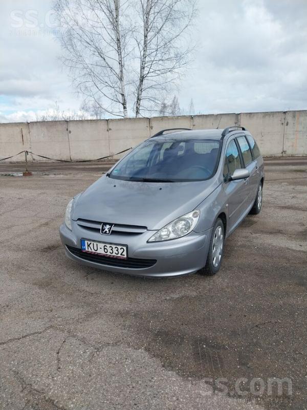 Pelēks Peugeot 307 2004 Daugavpils, ar dzinēja tilpumu 2.00 L un nobraukumu 288 tūkst. km par 1150 €, foto 1 vietnē AUTOMOTO.COM.LV