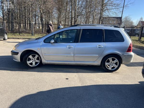 Pelēks Peugeot 307 2004 Šauļi, ar dzinēja tilpumu 2.00 L un nobraukumu 407 tūkst. km par 699 €, foto 5 vietnē AUTOMOTO.COM.LV