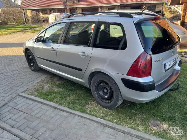 Pelēks Peugeot 307 2004 Šauļi, ar dzinēja tilpumu 1.60 L un nobraukumu 400 tūkst. km par 1300 €, foto 6 vietnē AUTOMOTO.COM.LV