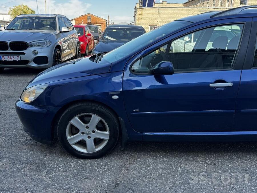 Grey Peugeot 307 2004 in Daugavpils, with an engine capacity of 2.00 L and mileage of 0 thousand km for 1390 €, photo 8 on AUTOMOTO.COM.LV