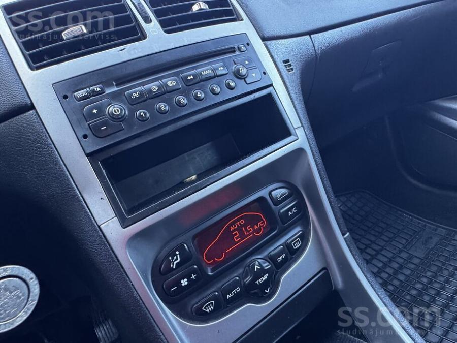 Grey Peugeot 307 2004 in Daugavpils, with an engine capacity of 2.00 L and mileage of 0 thousand km for 1390 €, photo 15 on AUTOMOTO.COM.LV