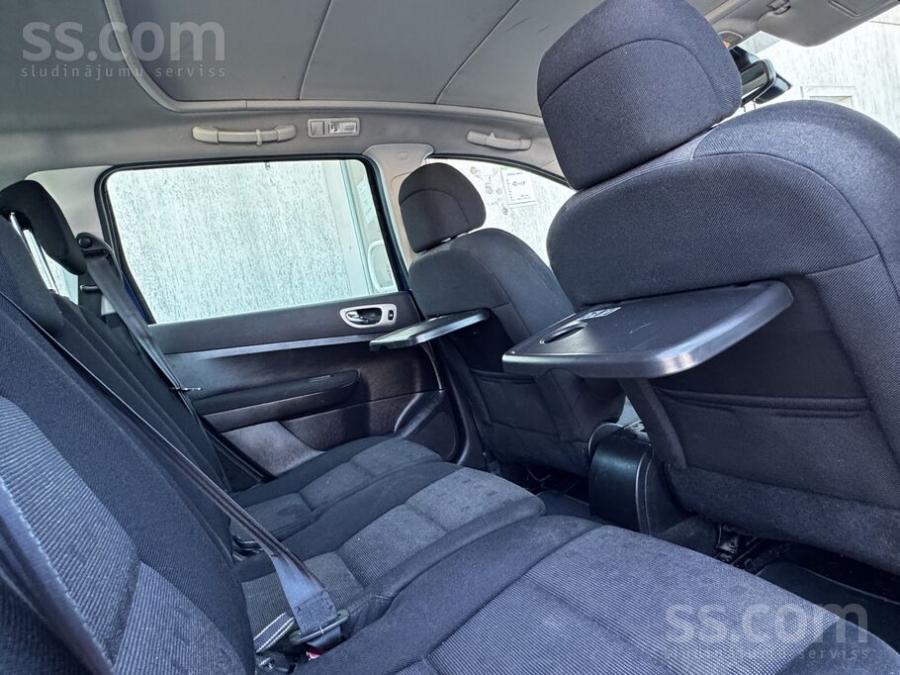 Grey Peugeot 307 2004 in Daugavpils, with an engine capacity of 2.00 L and mileage of 0 thousand km for 1390 €, photo 19 on AUTOMOTO.COM.LV