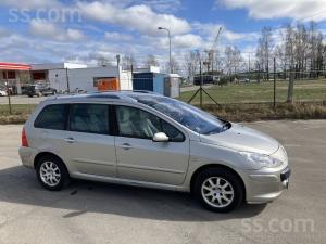 Grey Peugeot 307 2005 in Riga, with an engine capacity of 2.00 L and mileage of 155 thousand km for 1450 €, photo 2 on AUTOMOTO.COM.LV