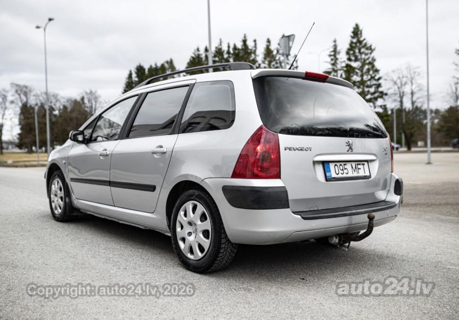 Pelēks Peugeot 307 2005 Tallina, ar dzinēja tilpumu 1.60 L un nobraukumu 274 tūkst. km par 1799 €, foto 4 vietnē AUTOMOTO.COM.LV
