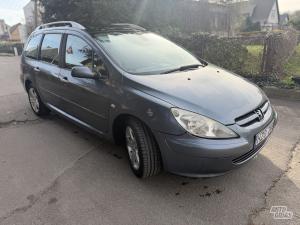 Grey Peugeot 307 2005 in Kaunas, with an engine capacity of 2.00 L and mileage of 327 thousand km for 1100 €, photo 4 on AUTOMOTO.COM.LV