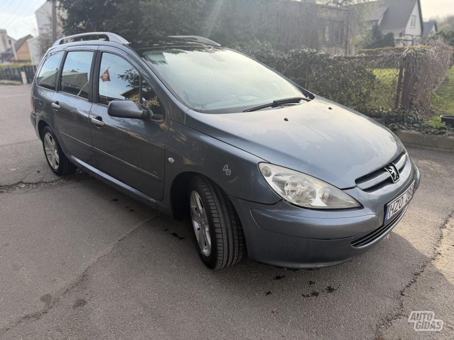 Grey Peugeot 307 2005 in Kaunas, with an engine capacity of 2.00 L and mileage of 327 thousand km for 1100 €, photo 4 on AUTOMOTO.COM.LV