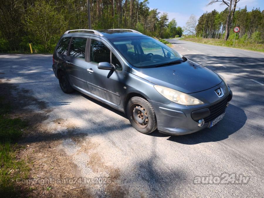 Grey Peugeot 307 2005 in Tallinn, with an engine capacity of 1.60 L and mileage of 358 thousand km for 1250 €, photo 3 on AUTOMOTO.COM.LV