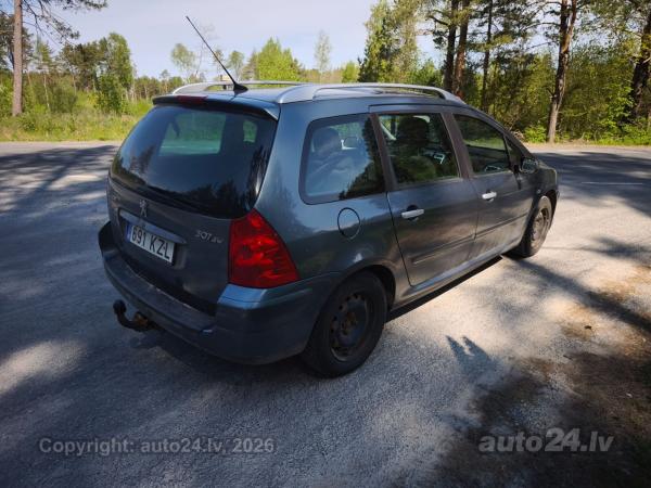 Серый Пежо 307 2005 в Таллин, объемом двигателя 1.60 л и пробегом 358 тыс. км за 1250 €, фото 3 на AUTOMOTO.COM.LV