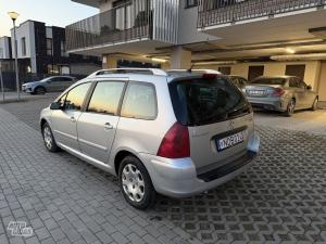 Pelēks Peugeot 307 2005 Viļņa, ar dzinēja tilpumu 1.60 L un nobraukumu 303 tūkst. km par 1500 €, foto 8 vietnē AUTOMOTO.COM.LV