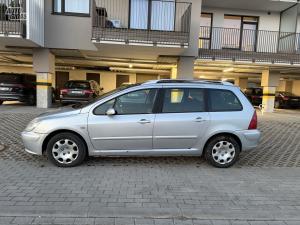 Pelēks Peugeot 307 2005 Viļņa, ar dzinēja tilpumu 1.60 L un nobraukumu 303 tūkst. km par 1500 €, foto 9 vietnē AUTOMOTO.COM.LV